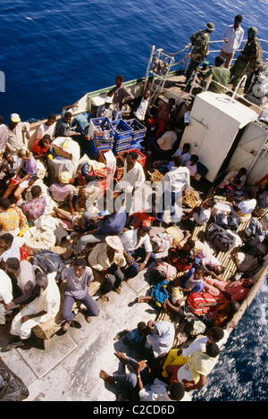 Lake Malawi at Monkey Bay, People gathering togehter at teh Beach ...