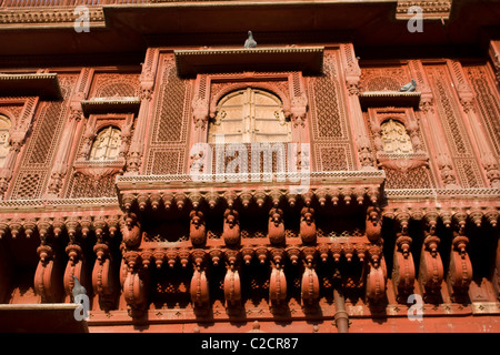 The Lal Niwas Haveli in Phalodi, Rajasthan, India Stock Photo - Alamy