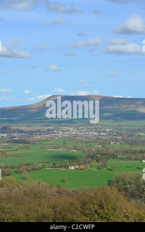 Pendle Hill Clitheroe Ribble Valley in Lancashire Stock Photo - Alamy