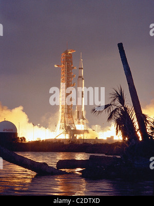 NASA launch of the Apollo 14 Saturn rocket on its space mission 1971 ...