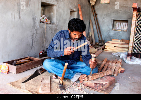Indian carpenter at work Stock Photo - Alamy