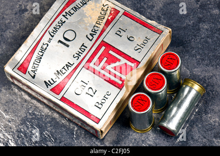 Vintage Shotgun Cartridges and original packaging Stock Photo - Alamy