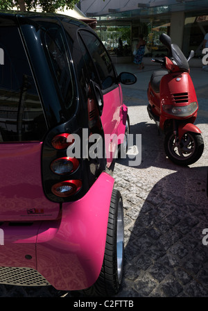 Pink Smart Car Stock Photo - Alamy