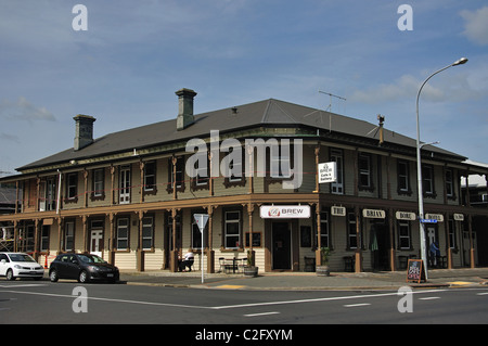 Historic Brian Boru Hotel, Pollen Street, Thames, Coromandel Peninsula ...
