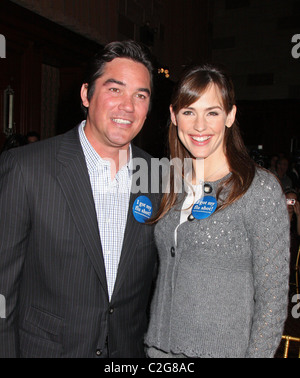 Jennifer Garner Jennifer Garner and Dean Cain kick off the American ...