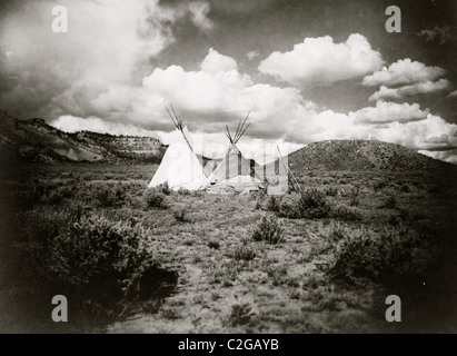 Native American Apache Indian in war paint with his horses Stock Photo ...
