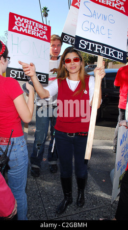Laura San Giacomo TV stars joined Hollywood writers on the picket line ...
