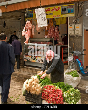 Homs Syria Syrian Souq market grocer grocery trade Stock Photo - Alamy
