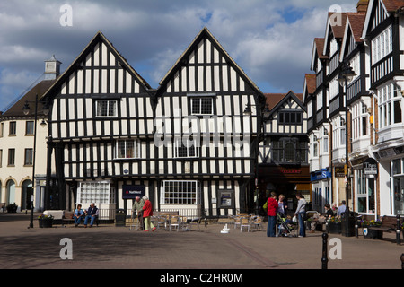 Shops in High Street, Evesham Stock Photo: 43328053 - Alamy