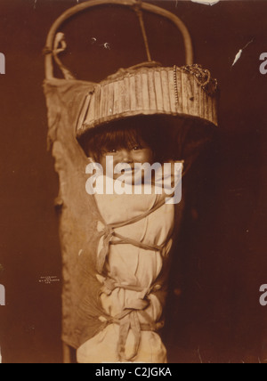Apache baby, "Native American Indian" baby Stock Photo - Alamy