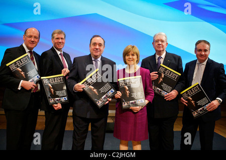 scottish national party snp election poster in scotland Stock Photo ...