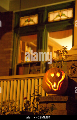 Pumpkin carved as The Scream by Edvard Munch Stock Photo - Alamy