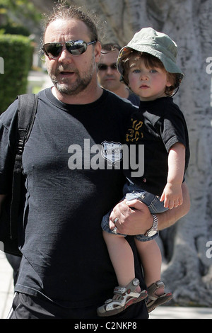 Russell Crowe takes his sons Charles and Tennyson for a walk in Beverly ...