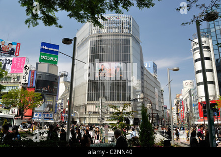 Shibuya crossing and surrounding commercial buildings (109) in Shibuya ...
