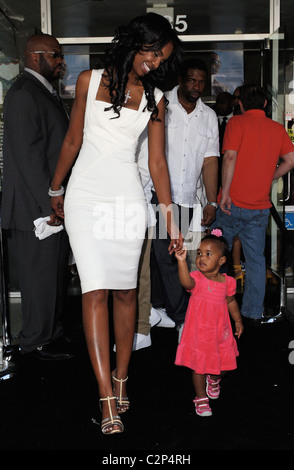 Sean Combs aka P Diddy and Kim Porter Arriving at a party thrown by the Beckhams at Via Veneto ...