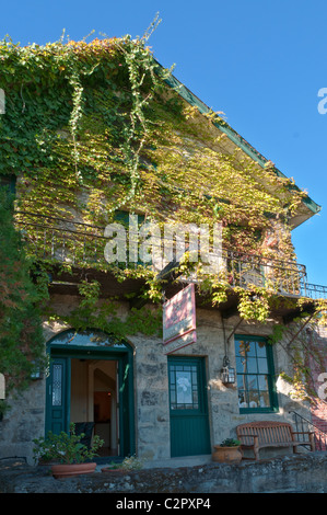 California, Napa Valley, Yountville, Maison Fleurie, French Country Inn ...