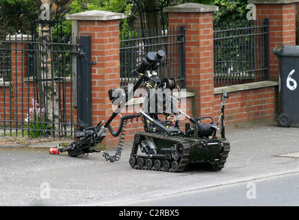 A bomb disposal robot Stock Photo - Alamy