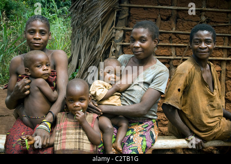 pygmies breastfeeding babies in the forest, Republic of Congo Stock ...
