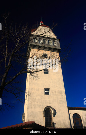 Heublein Tower, Talcott Mountain State Park, Avon, Connecticut, USA ...
