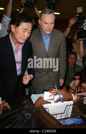 Former 'Star Trek' actor George Takei and his partner Brad Altman ...
