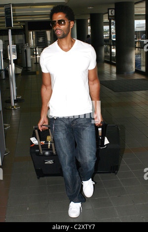 Grammy-nominated platinum-selling American R&B and Neo-soul singer Eric ...