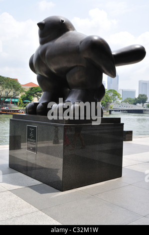 Bronze bird sculpture by Fernando Botero standing on Boat Quay in the ...