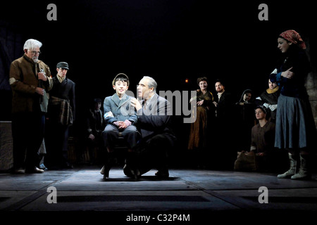 Cast performs 'Imagine This' at the New London Theatre - Photocall ...
