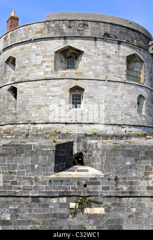 Calshot Castle artillery fort on the Calshot Spit, Southampton ...
