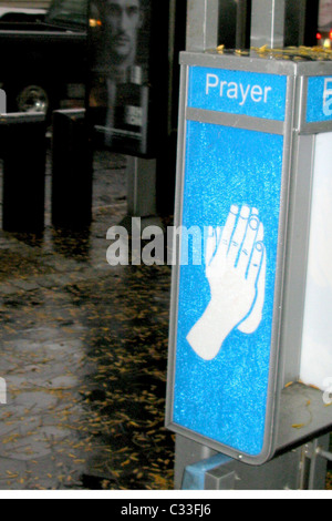 Public Prayer Booth Artist Dylan Mortimer has created a 'Public Prayer ...