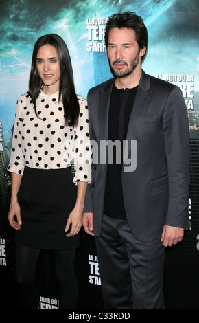 Jennifer Connelly and Keanu Reeves Photocall for the French release of ...