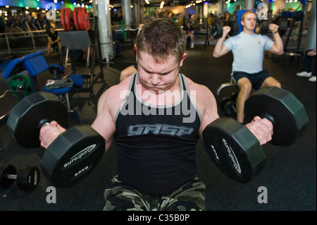 Welsh bodybuilder Rhys Evans pictured working out in a Cardiff gym ...