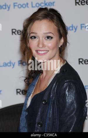 Reebok and Lady Foot Locker host a personal appearance with Leighton ...