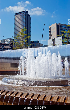 Sheffield Sheaf Square, fountain water feature, station forecourt ...