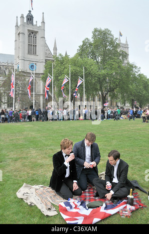 public school boys posh upper class tories drinking champagne William ...