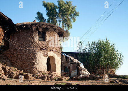 Traditional African house in rural Guinea-Bissau Stock Photo - Alamy