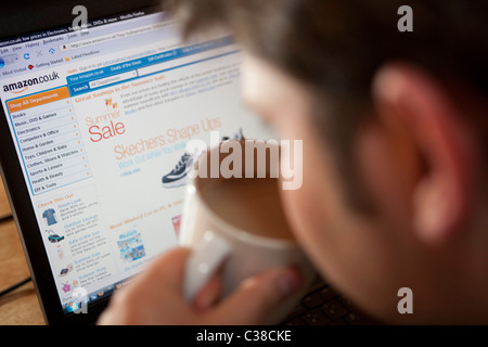 Illustrative image of the Amazon website Stock Photo - Alamy