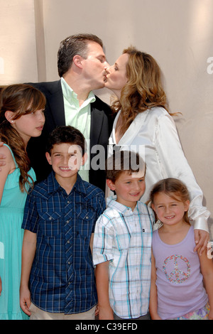 Kevin Grandalski, Marlee Matlin and family Marlee Matlin honored with a ...