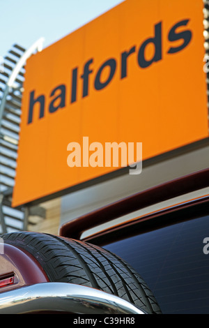 Halfords shop front exterior sign at Braehead, Glasgow, Scotland, UK ...