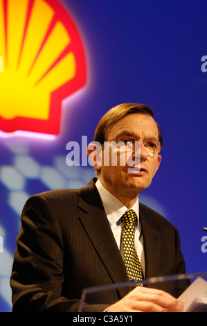Pictured: Ex Royal Dutch Shell CEO, Jeroen Van Der Veer Stock Photo - Alamy