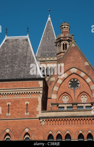 Minshull Street Crown Court building, designed by Thomas Worthington ...