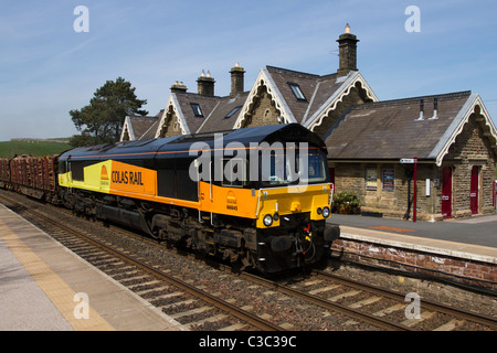 GB Timber Freight Colas Rail Long cut Log Trains Carlisle Yard to Chirk ...