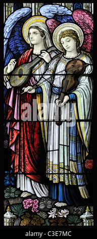 Stained Glass depicting Angels playing a bagpipe and a Celtic harp ...