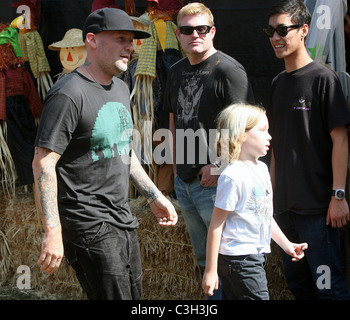 Fred Durst and his son, Dallas, visit Mr. Bones Pumpkin Patch in West ...
