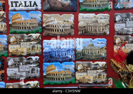 Fridge magnets of Rome and colosseum Stock Photo - Alamy