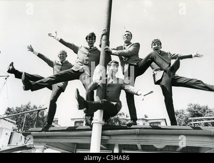 BARRON KNIGHTS in July 1964. From l: Dave Ballinger, Butch Baker, Baron ...