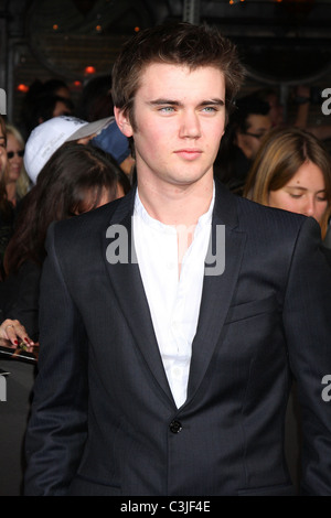 Cameron Bright 'The Twilight Saga: New Moon' premiere 4th International ...
