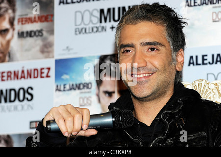 Mexican singer Alejandro Fernandez attends a photocall for his new ...