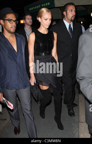 Jessica Alba Celebrities at Bryant Park Mercedes-Benz IMG New York ...