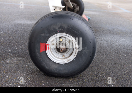 Lightweight Cessna aircraft wheel Stock Photo - Alamy
