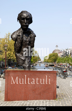 MULTATULI STATUE AT GREY AREA AMSTERDAM HOLLAND 24 April 2011 Stock ...